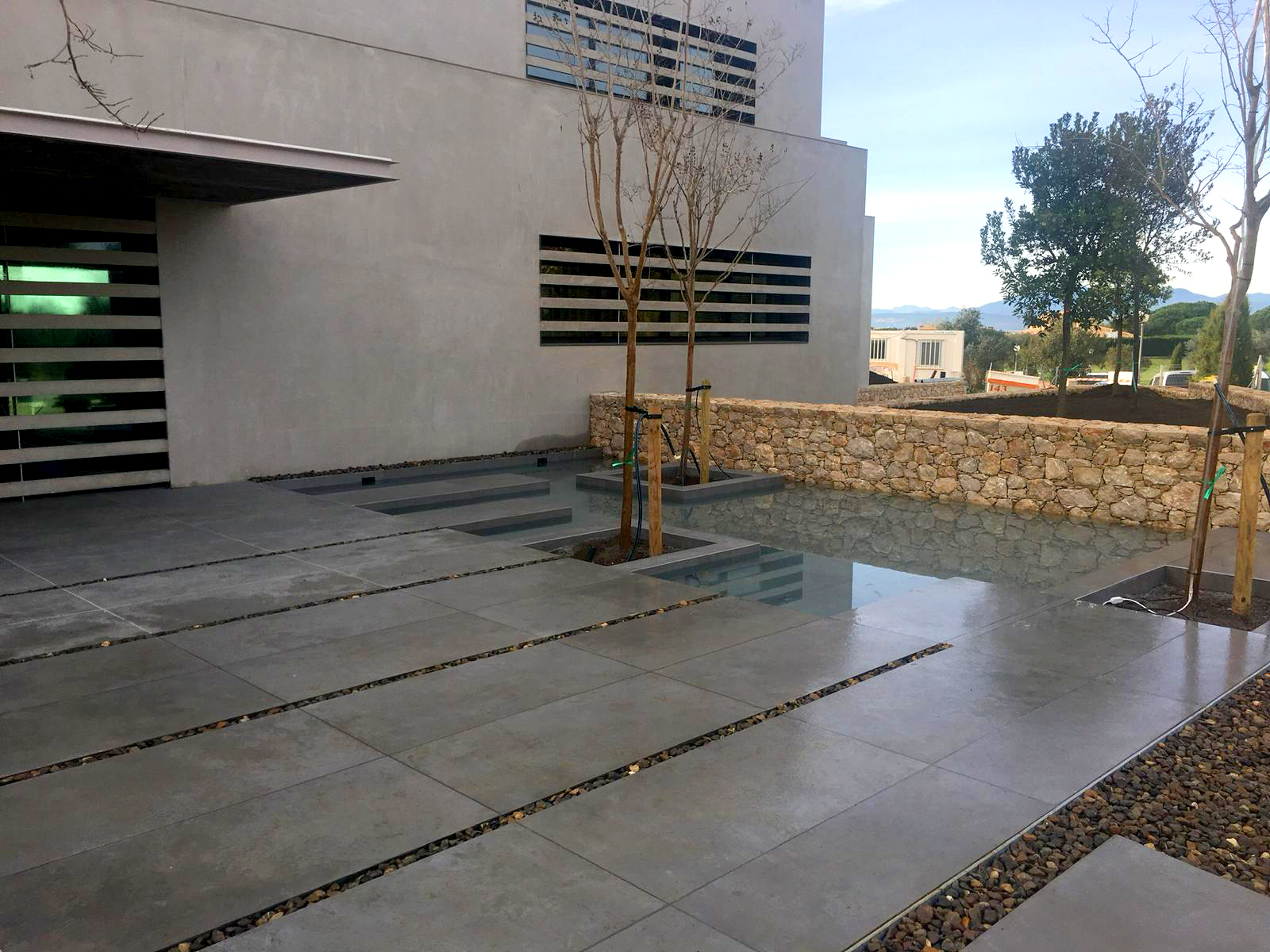 Baldosas para Exterior Antideslizantes: Seguridad y Diseño para tu ...